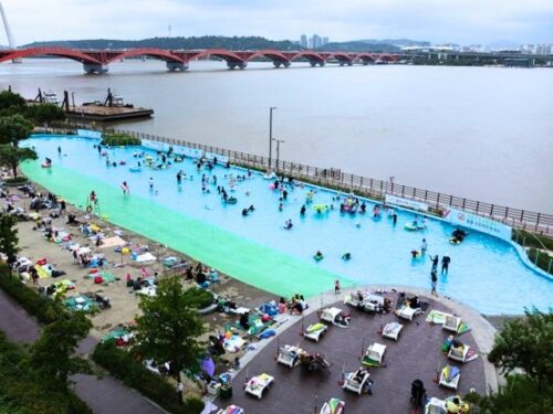 Guide to the Han River Outdoor Pools and Splash Zones - IVisitKorea